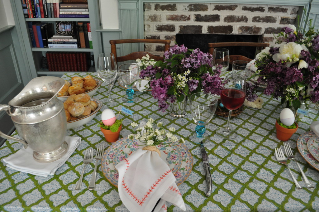 Table Hopping - Lacquered Life